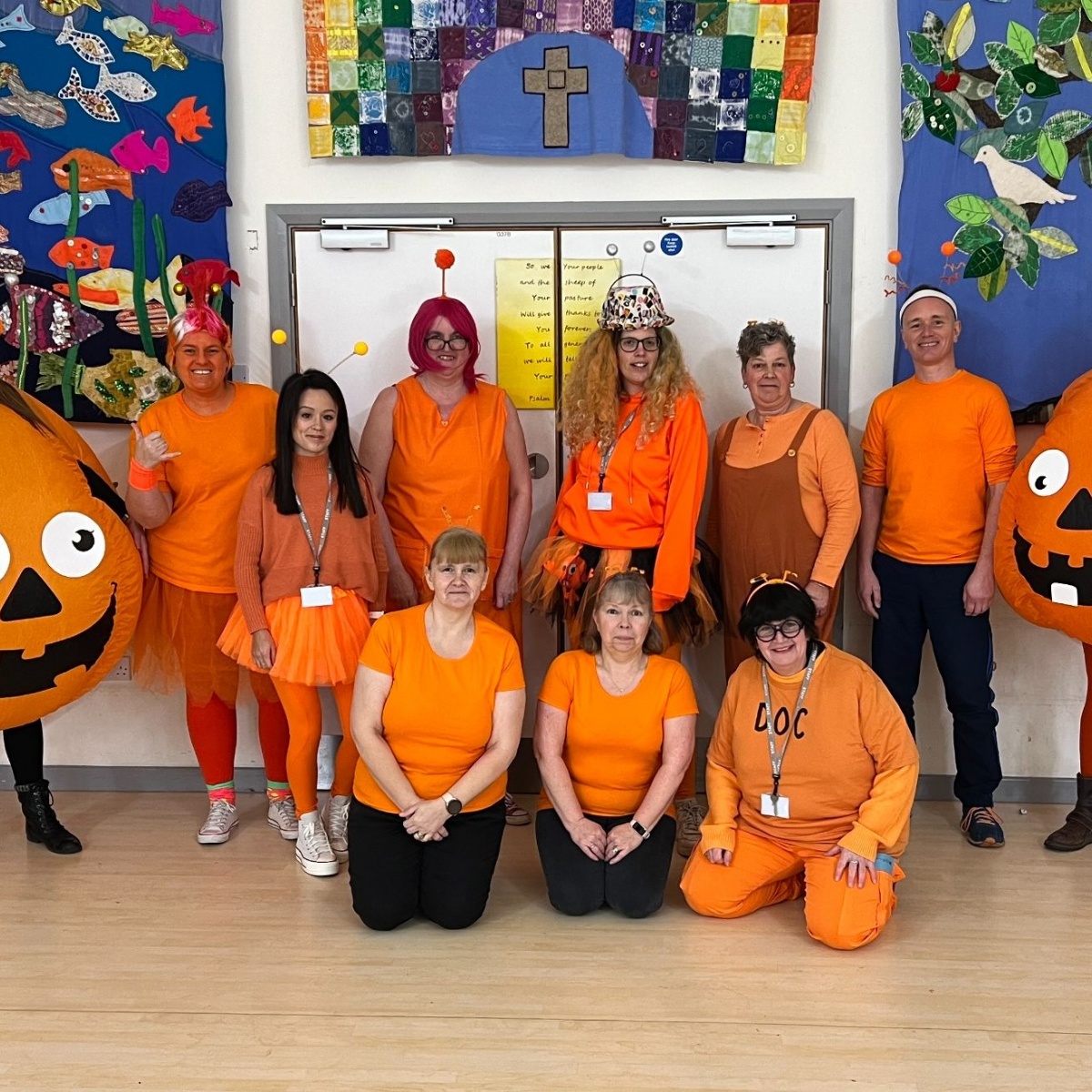 Pip and Pap land at Manor Park HQ - Manor Park CE First School